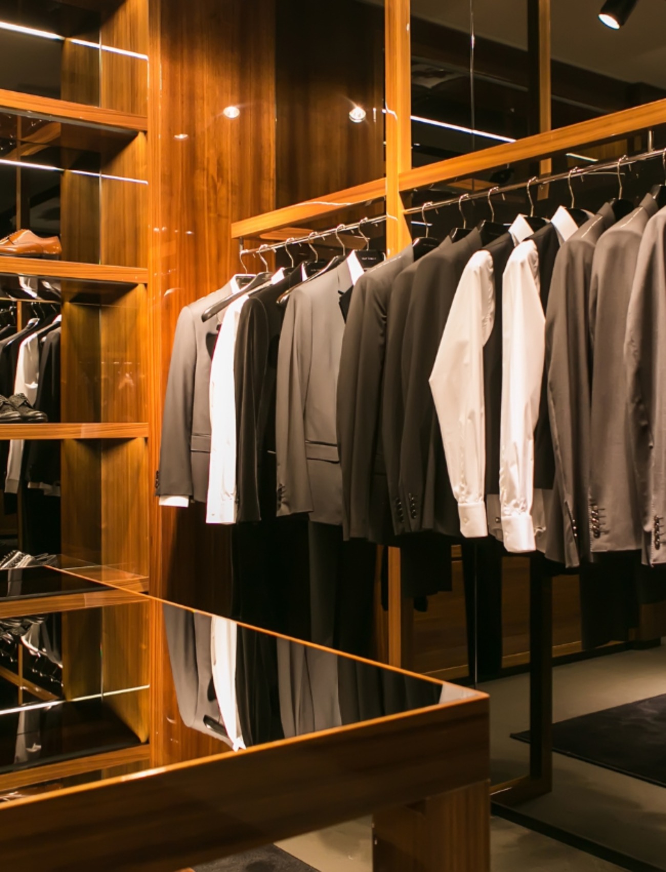 Fashion - Embassy Cargo